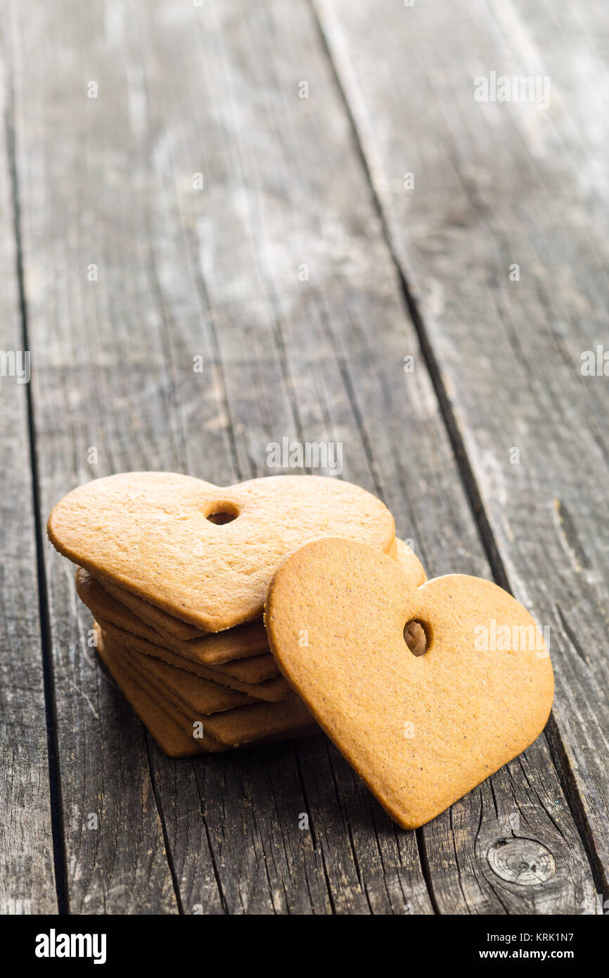 Gingerbread shape heart Stock Photo - Alamy