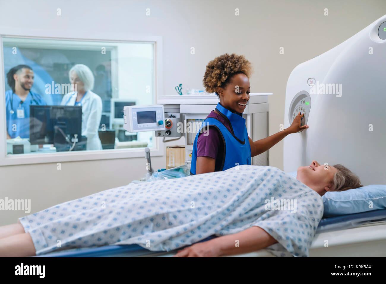 Patient x ray vest hi-res stock photography and images - Alamy