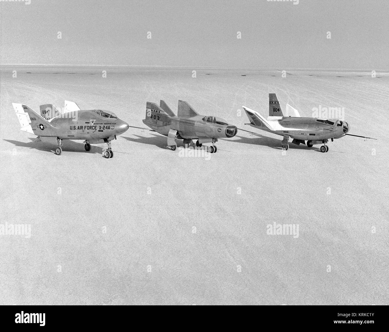 Lifting bodies hi-res stock photography and images - Alamy