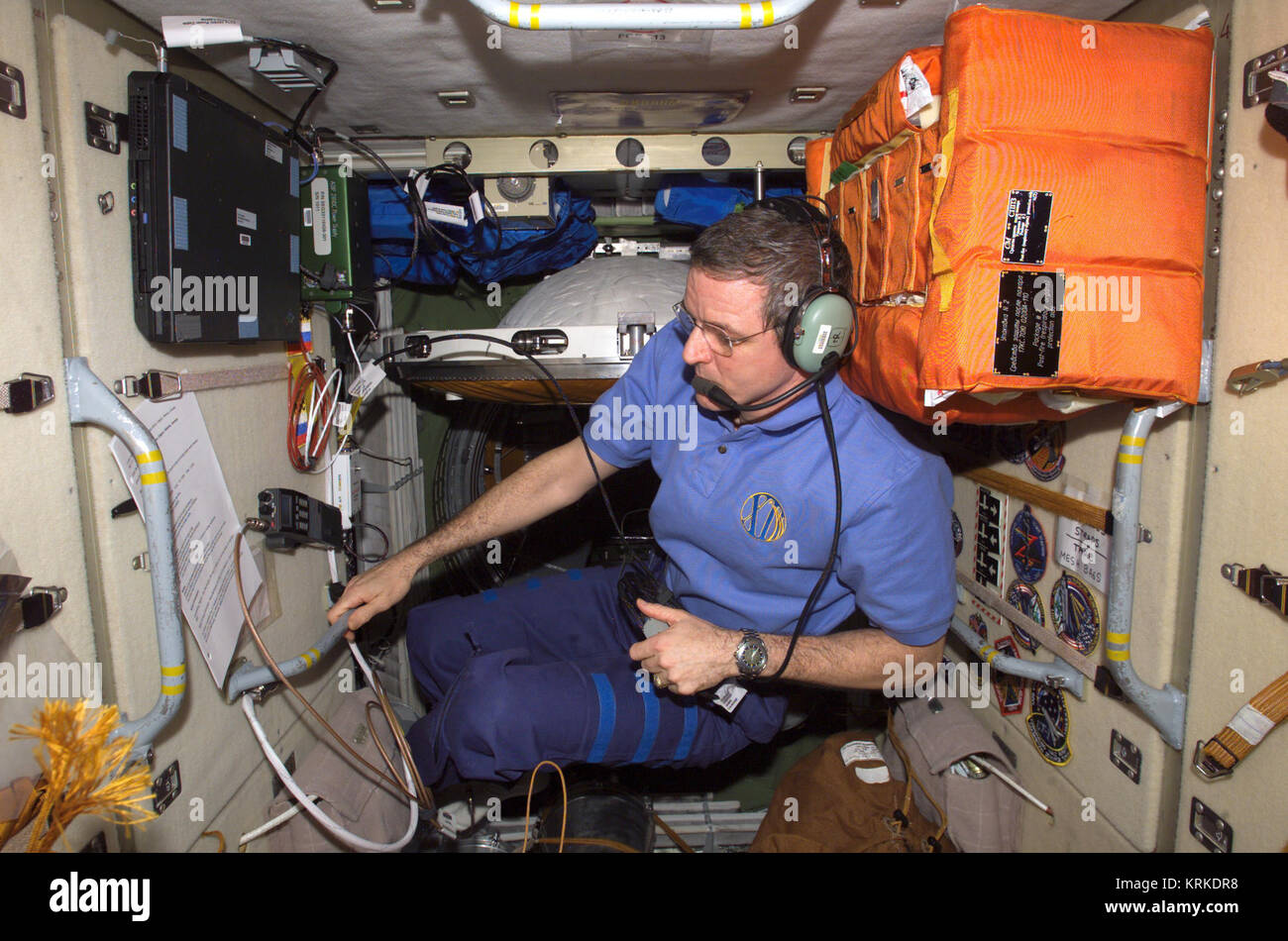 ISS-12 William McArthur talks on the ARISS inside the Zarya module ...