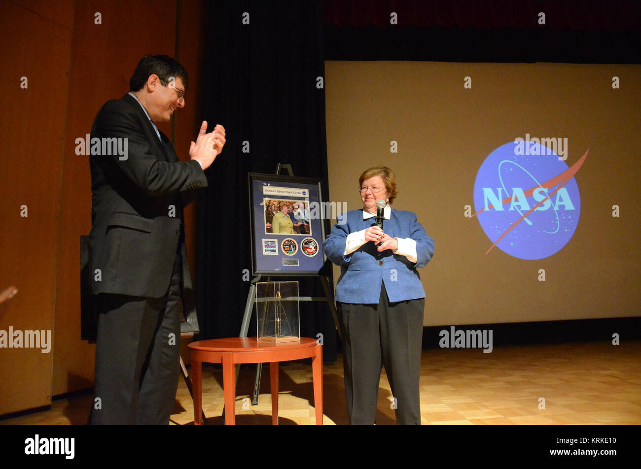 Senator Barbara Mikulski Visits NASA Goddard (24133180201 Stock Photo ...