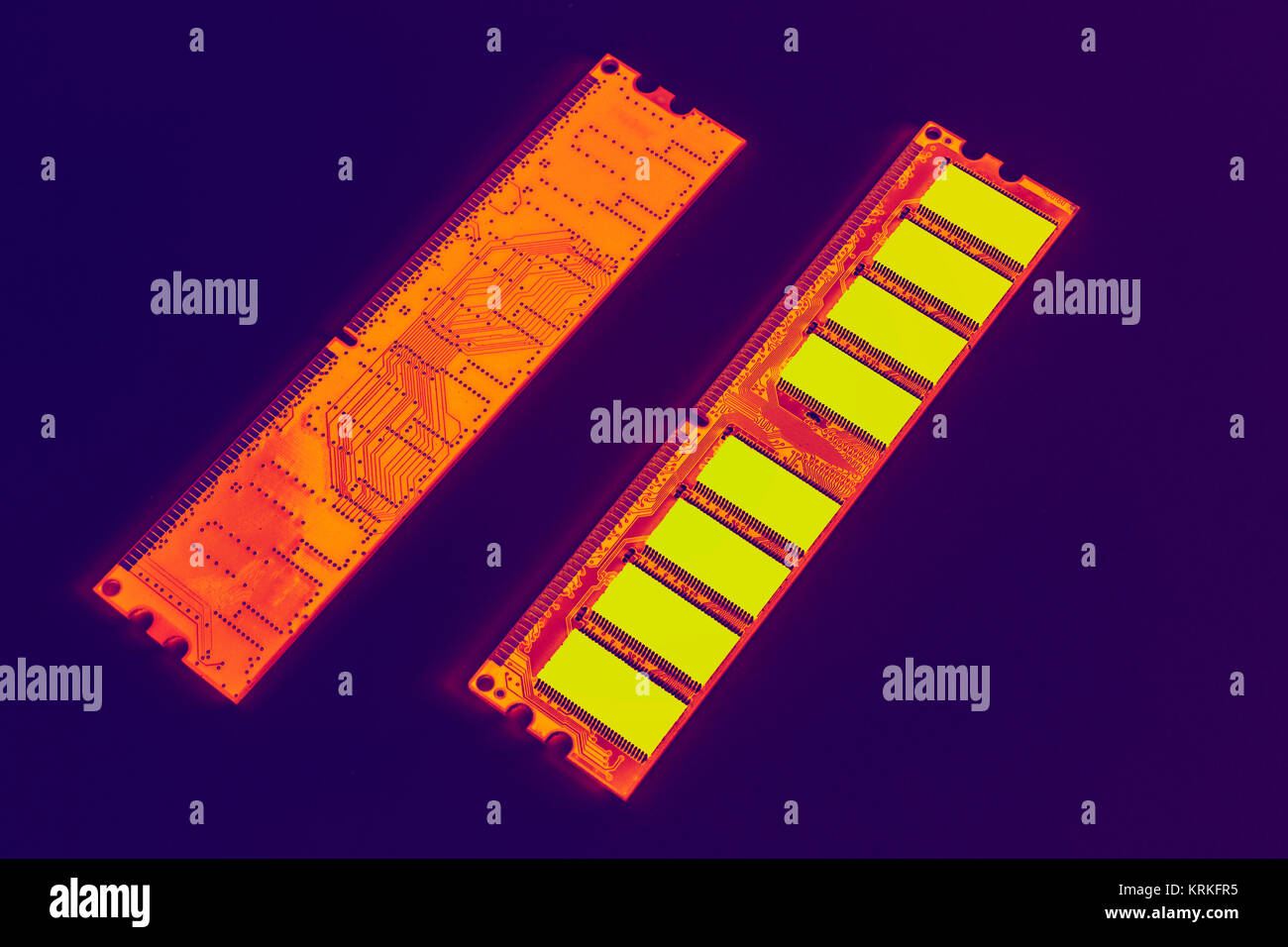 Ddr ram hi-res stock photography and images - Alamy
