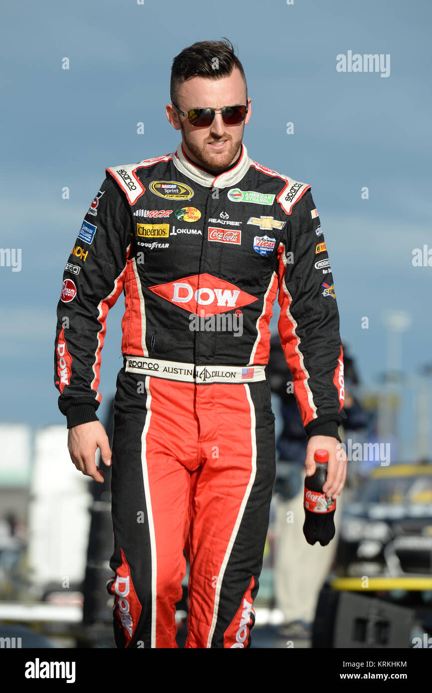 Austin dillon 2015 hi-res stock photography and images - Alamy