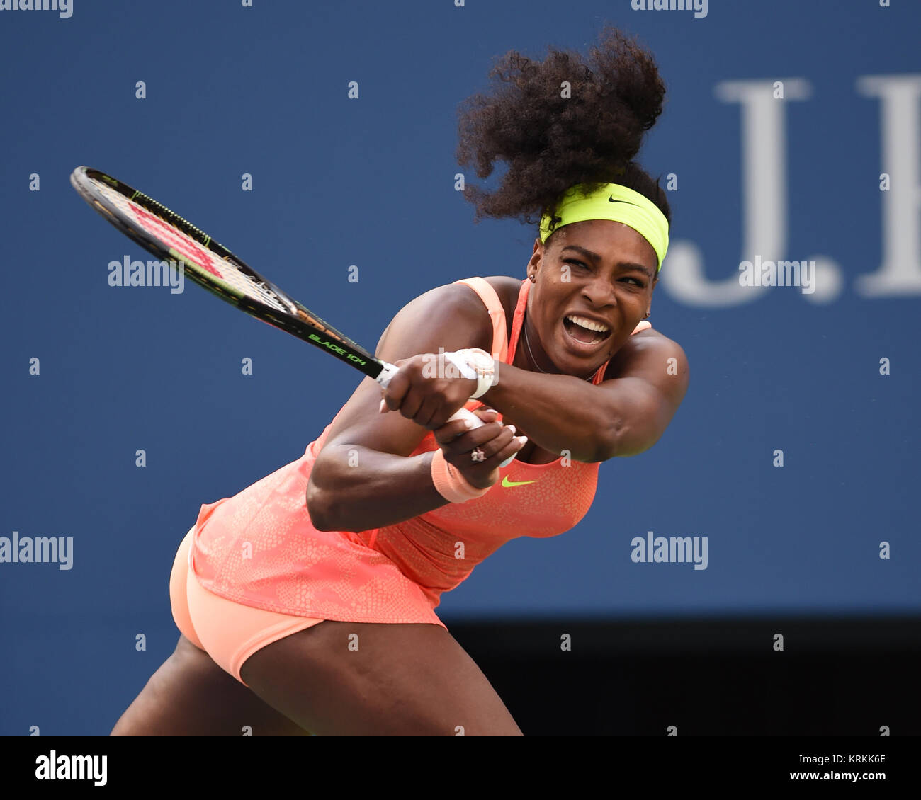 NEW YORK, NY - SEPTEMBER 06: Serena Williams on day seven of the 2015 ...