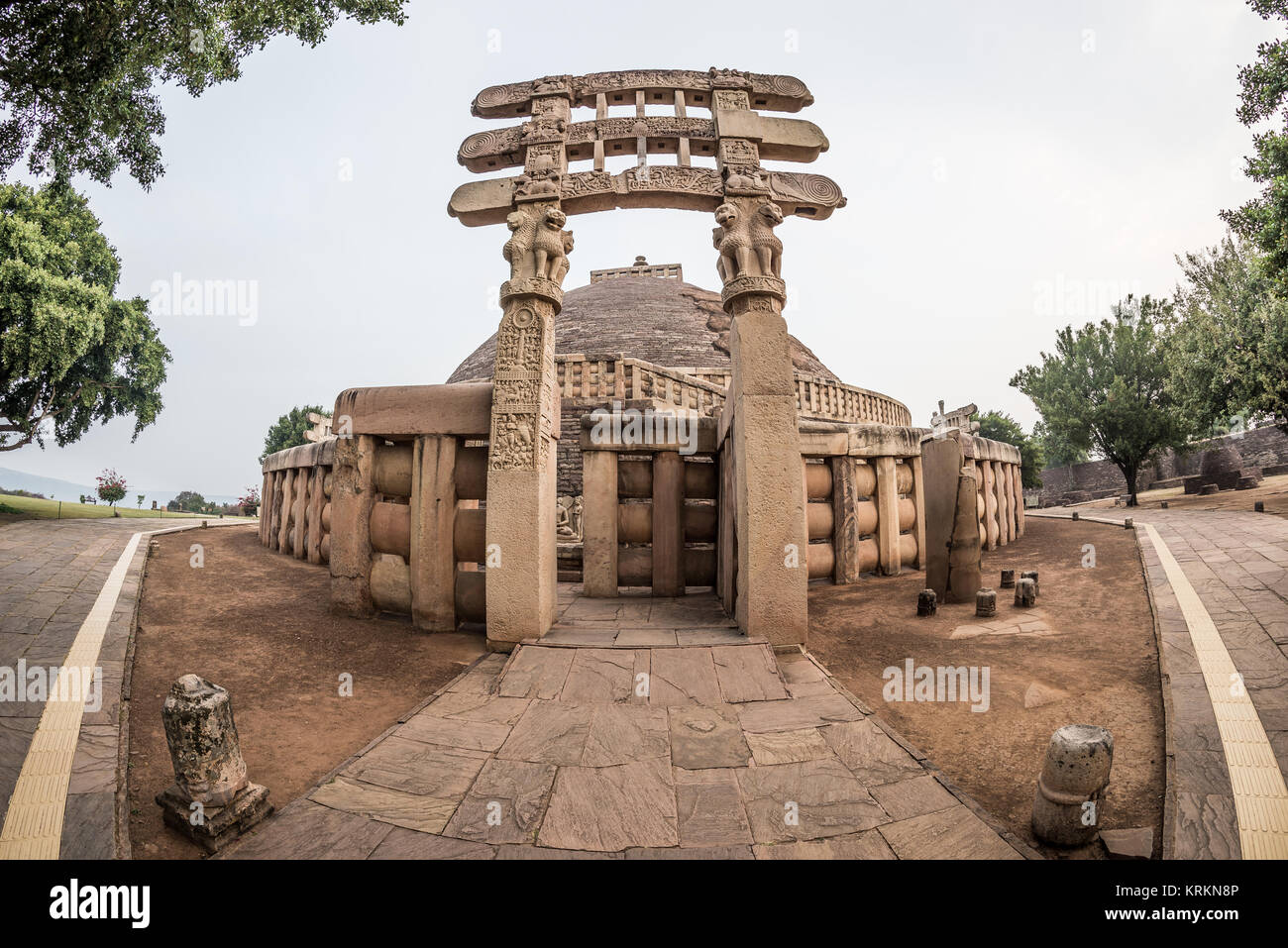 Sanchi Stupa, Madhya Pradesh, India. Ancient buddhist building ...
