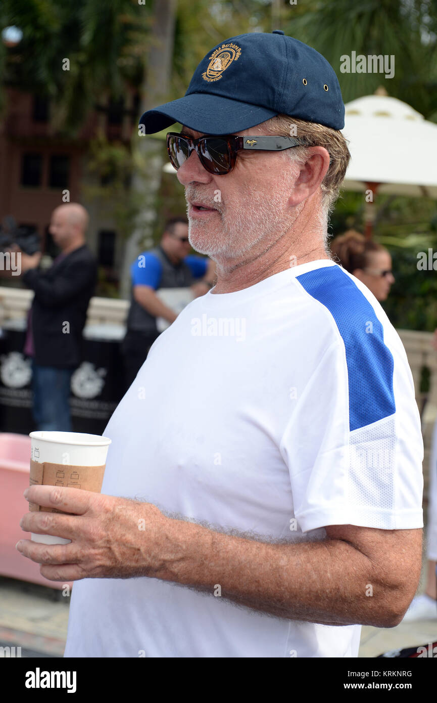 BOCA RATON, FL - NOVEMBER 20: Chris Evert, Murphy Jensen, Jon Lovitz ...