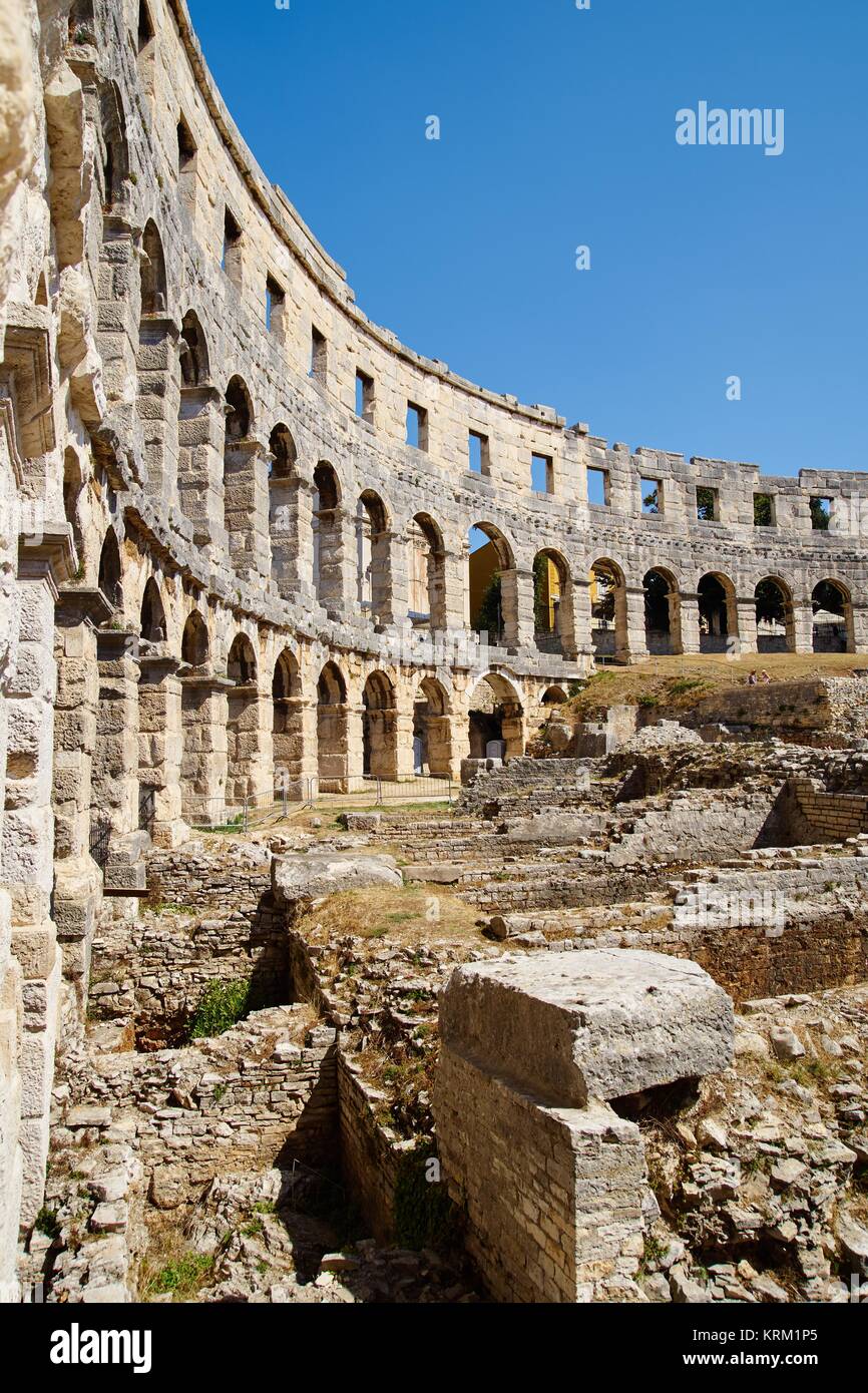 amphitheater in pula Stock Photo - Alamy