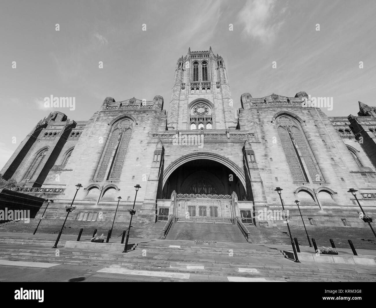 Black and white of liverpool cathedral hi-res stock photography and ...
