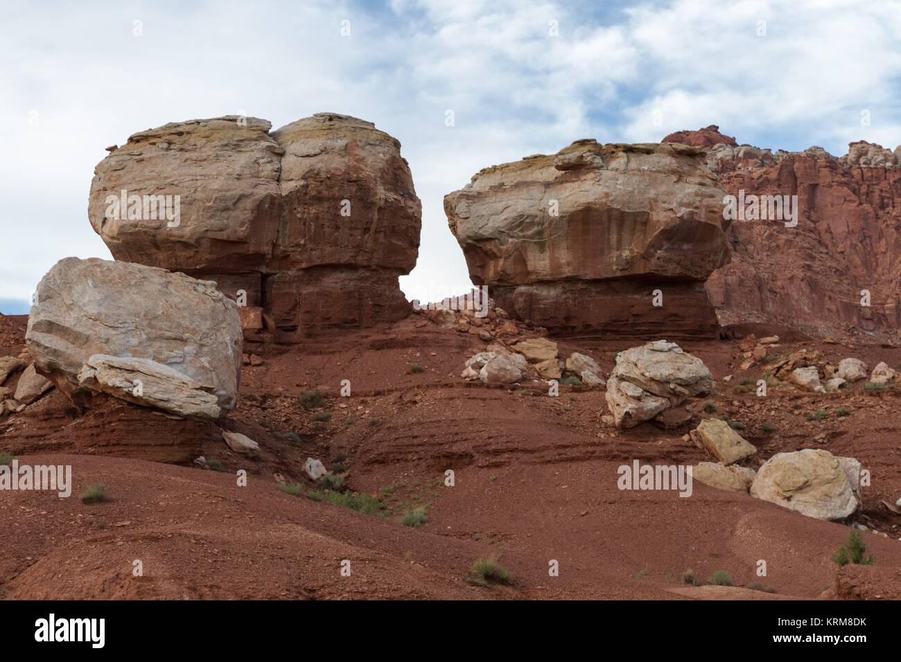 Twin Rocks 2 Stock Photo - Alamy