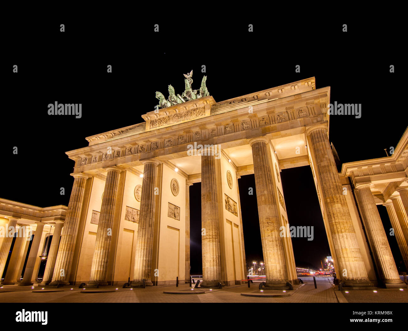 Brandeburg gate at night, Berlin, Germany Stock Photo - Alamy