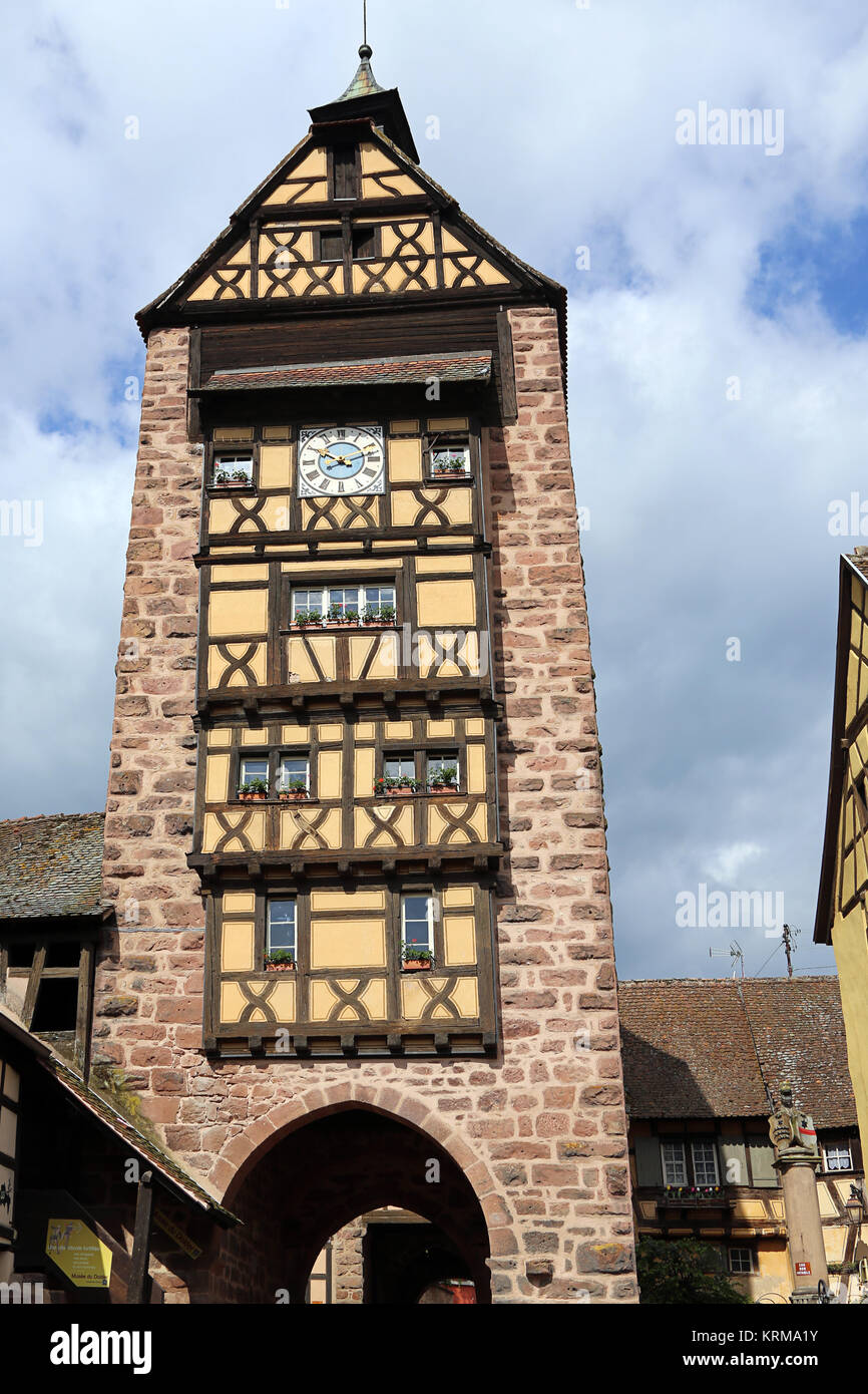 Dolder tower gate hi-res stock photography and images - Alamy