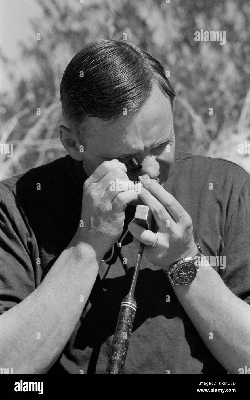 Sample monitoring Black and White Stock Photos & Images - Alamy