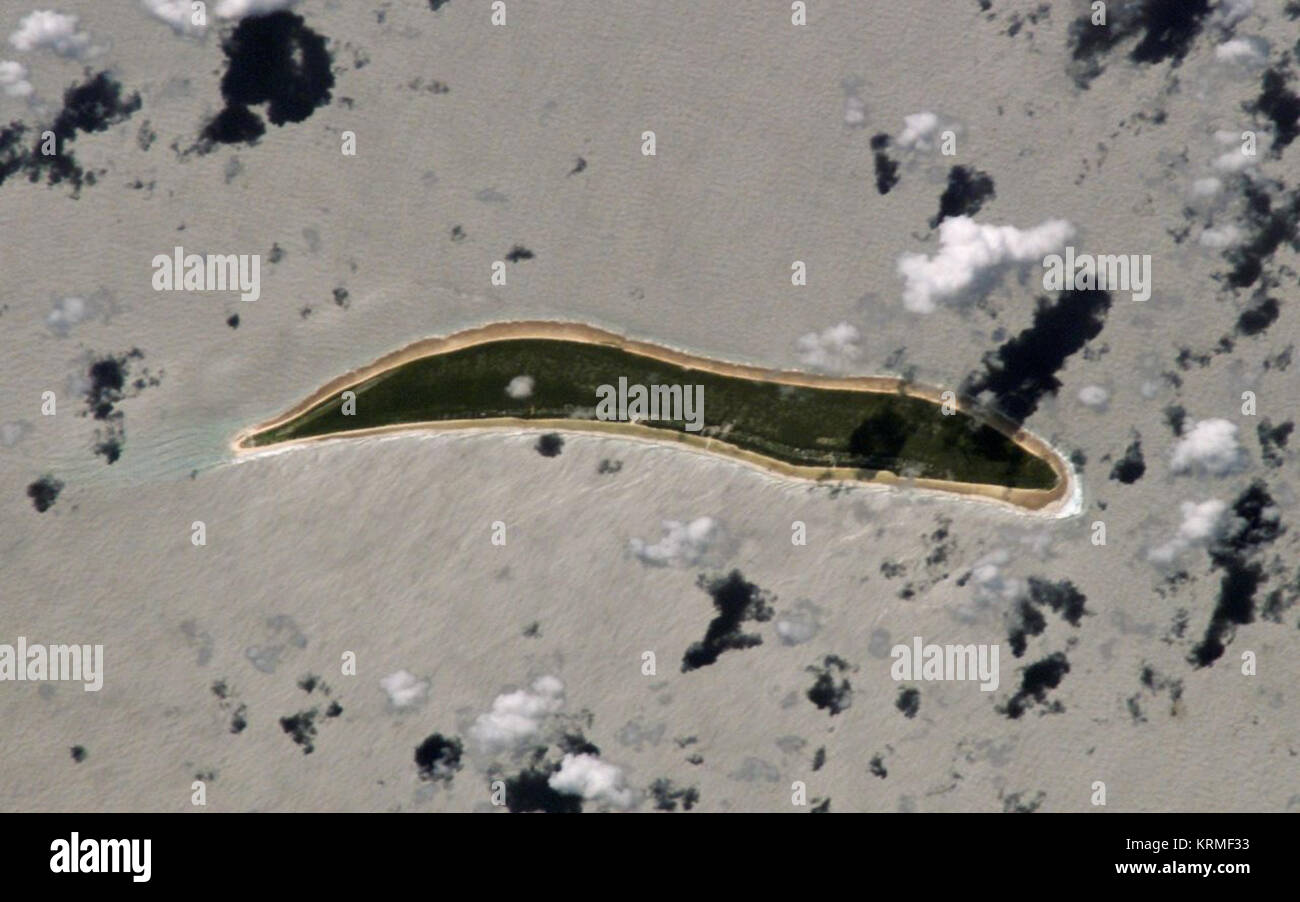 Kiribati rising sea levels hi-res stock photography and images - Alamy