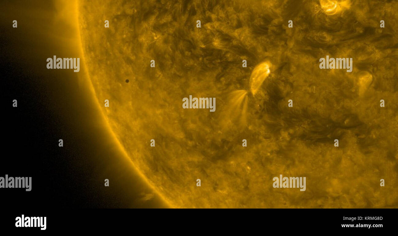 Transit of mercury 2016 hi-res stock photography and images - Alamy