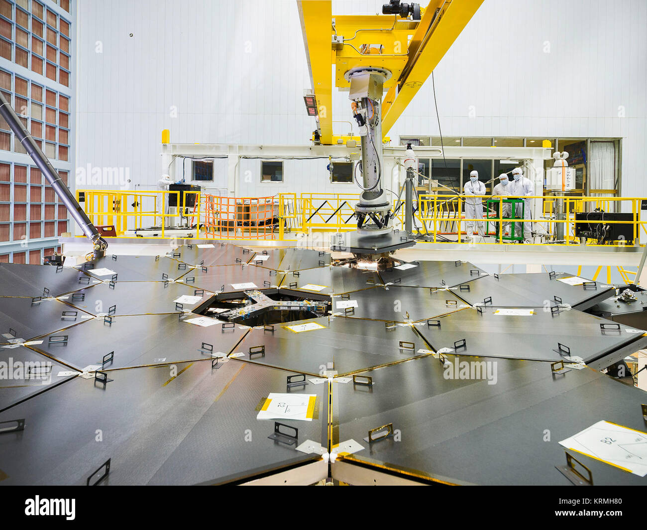 NASA's James Webb Space Telescope Primary Mirror Fully Assembled ...