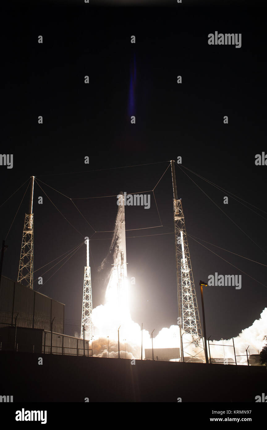 Rocket camera nasa hi-res stock photography and images - Alamy