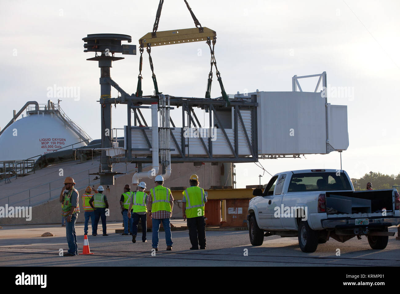 The Crew Access Arm for Commerical Crew Program (CCP) being installed ...