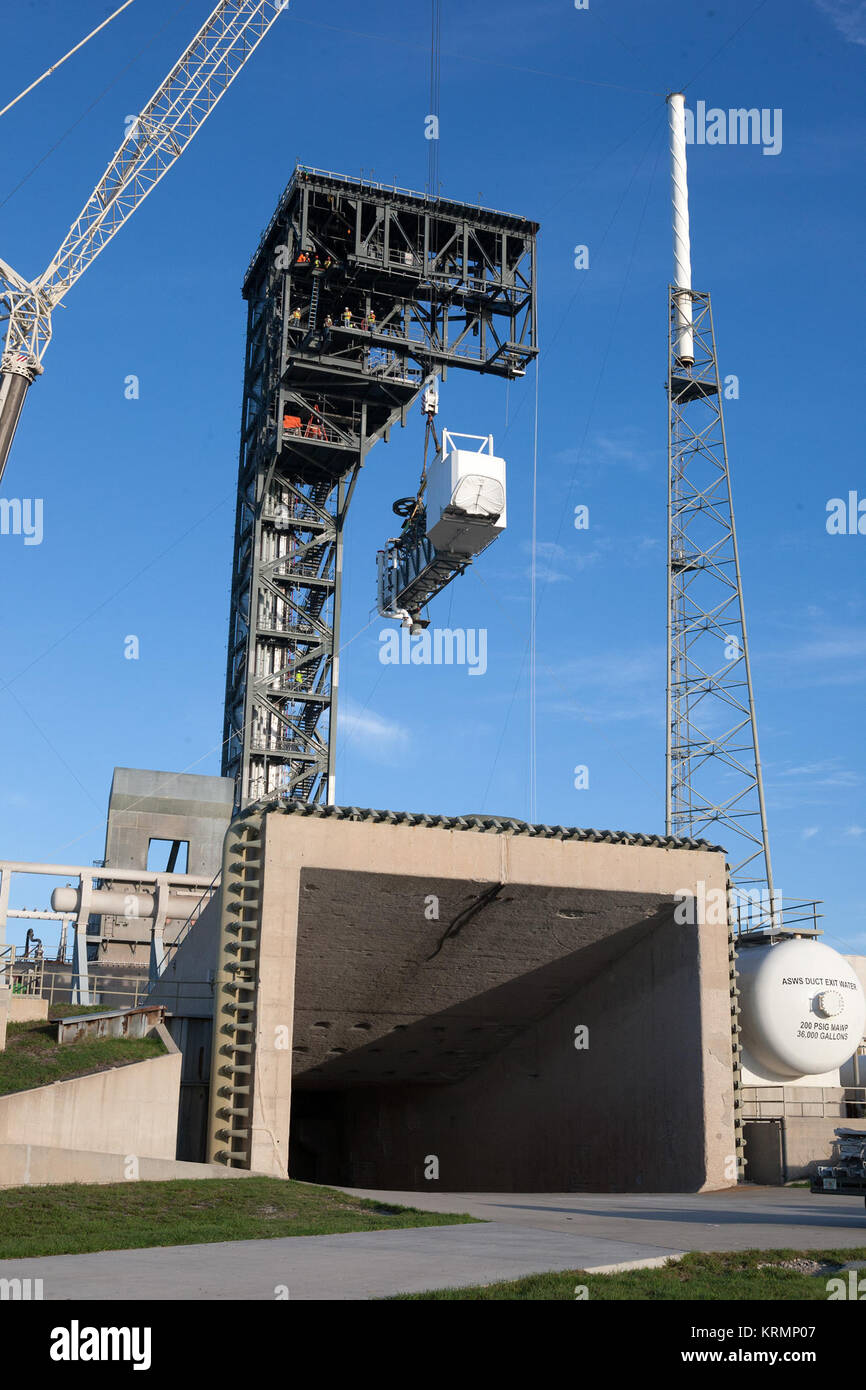 The Crew Access Arm for Commerical Crew Program (CCP) being installed ...
