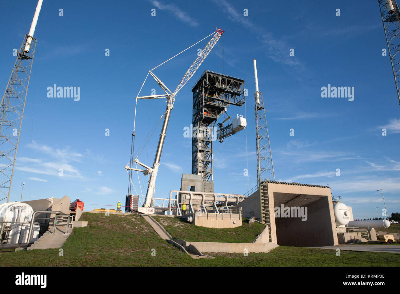 The Crew Access Arm for Commerical Crew Program (CCP) being installed ...
