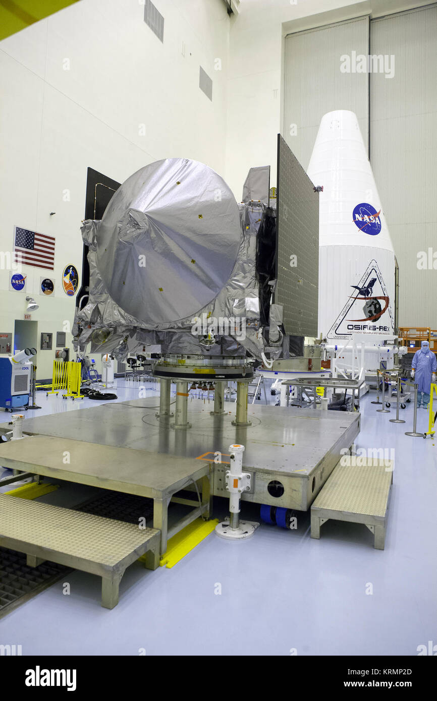 Photos of OSIRIS-REx spacecraft with the ULA fairing inside the PHSF ...