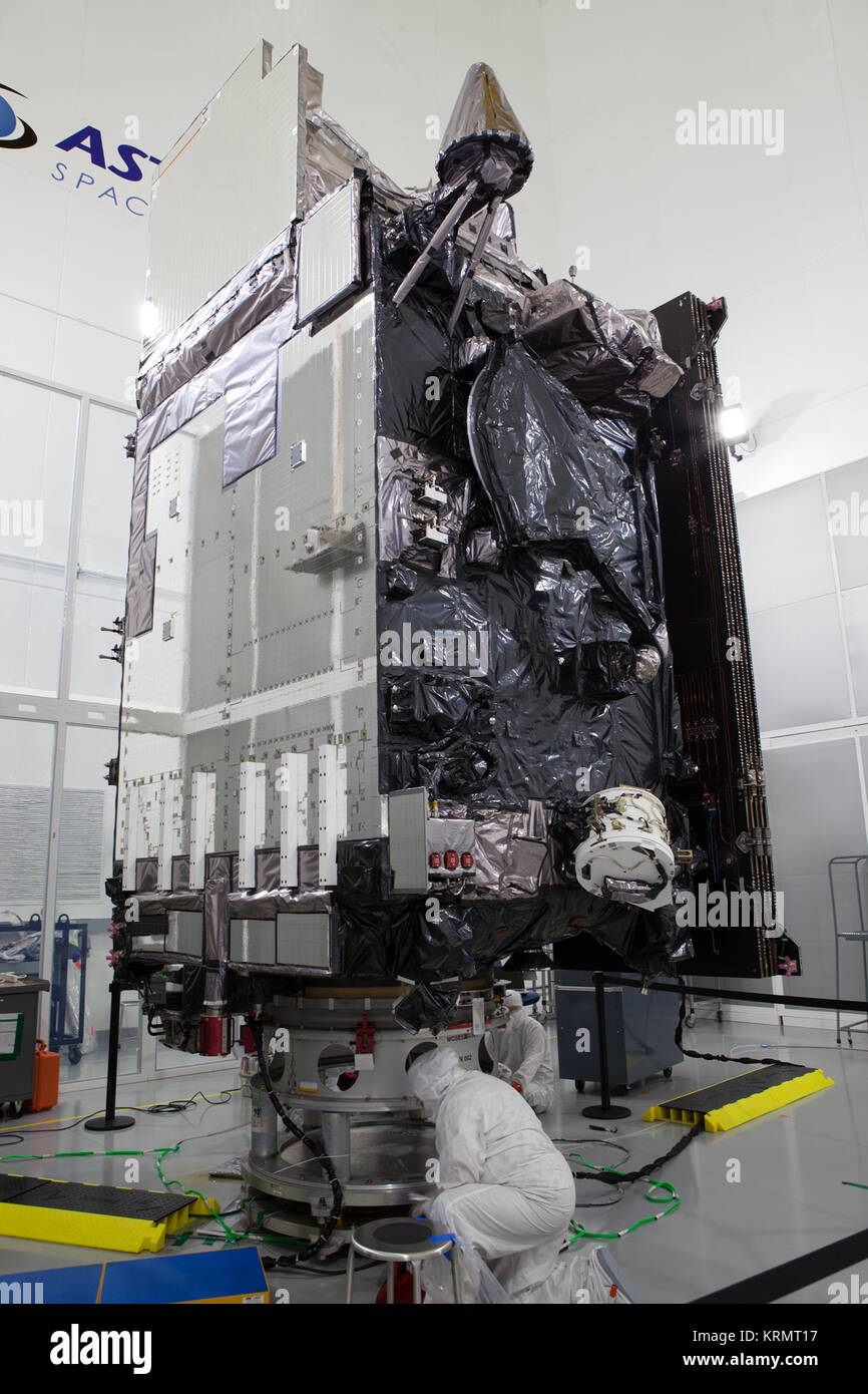 Astrotech payload processing facility hi-res stock photography and ...