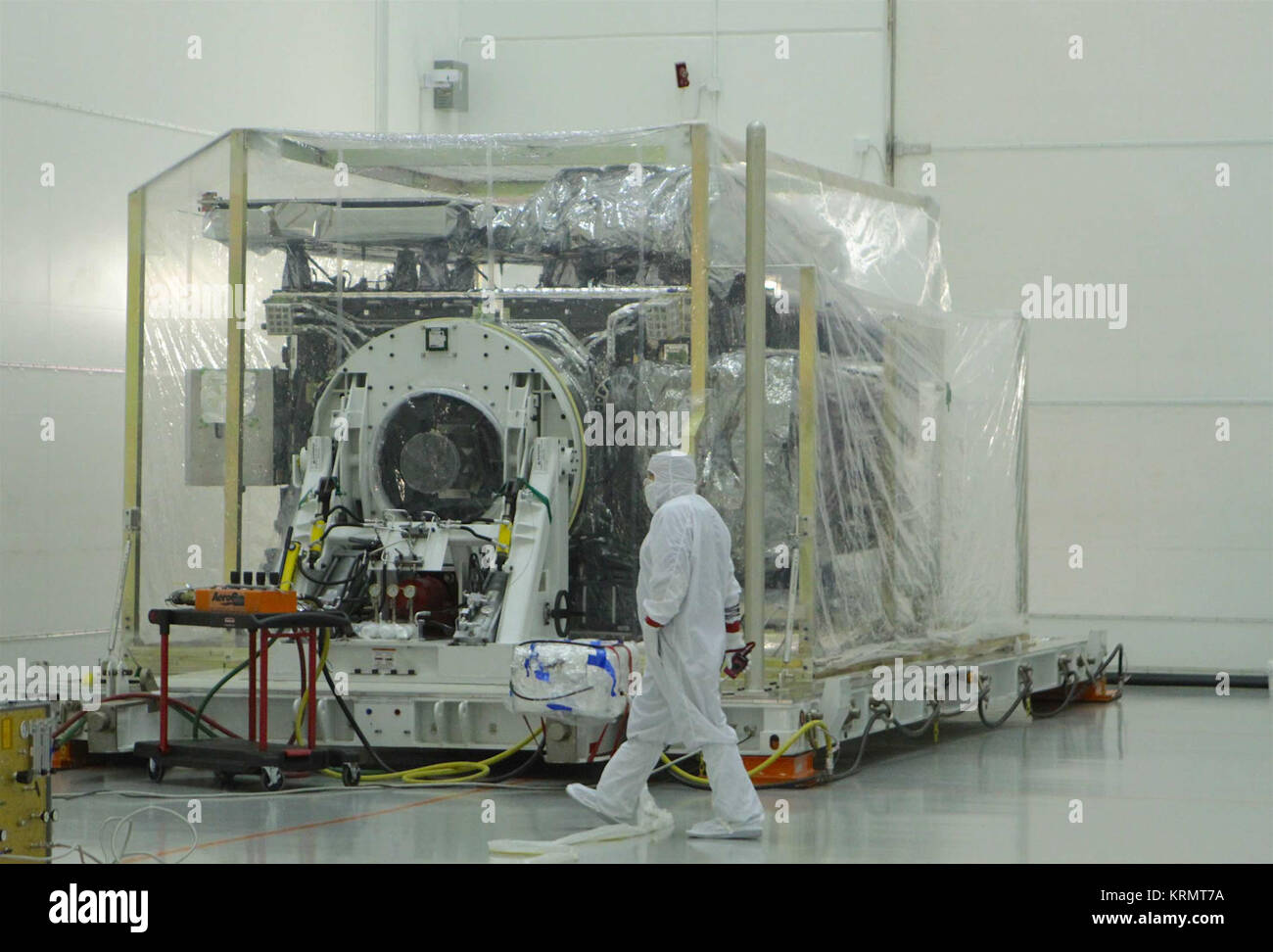 Preparing launch space system hi-res stock photography and images - Alamy