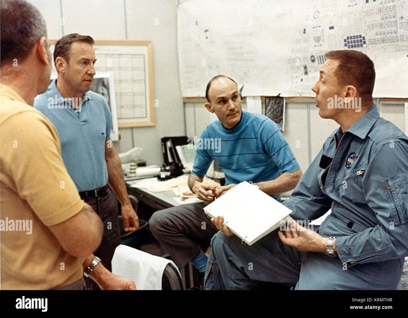 Apollo 13 crew hi-res stock photography and images - Alamy