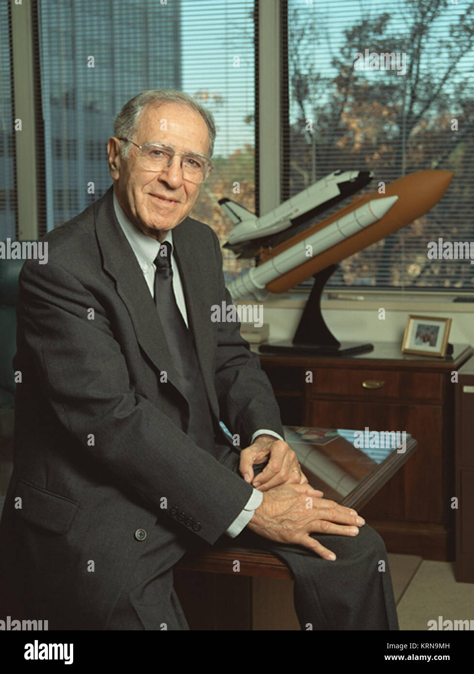 MCCOOL, ALEX MANAGER, SPACE SHUTTLE PROJECTS OFFICE. McCool.Alex Stock ...