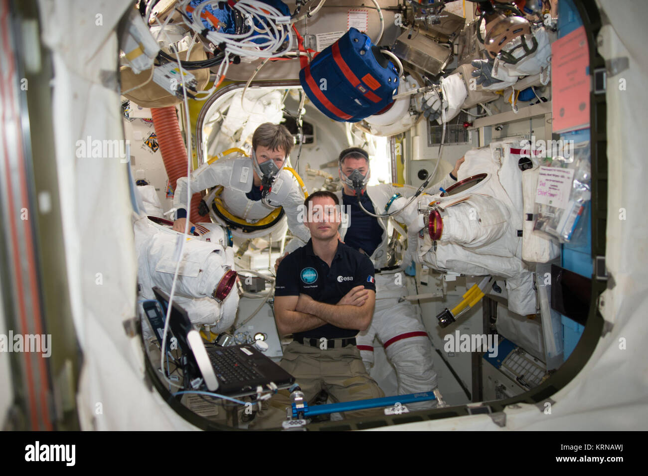 ISS-50 EVA-1 (a) inside the Quest airlock Stock Photo - Alamy
