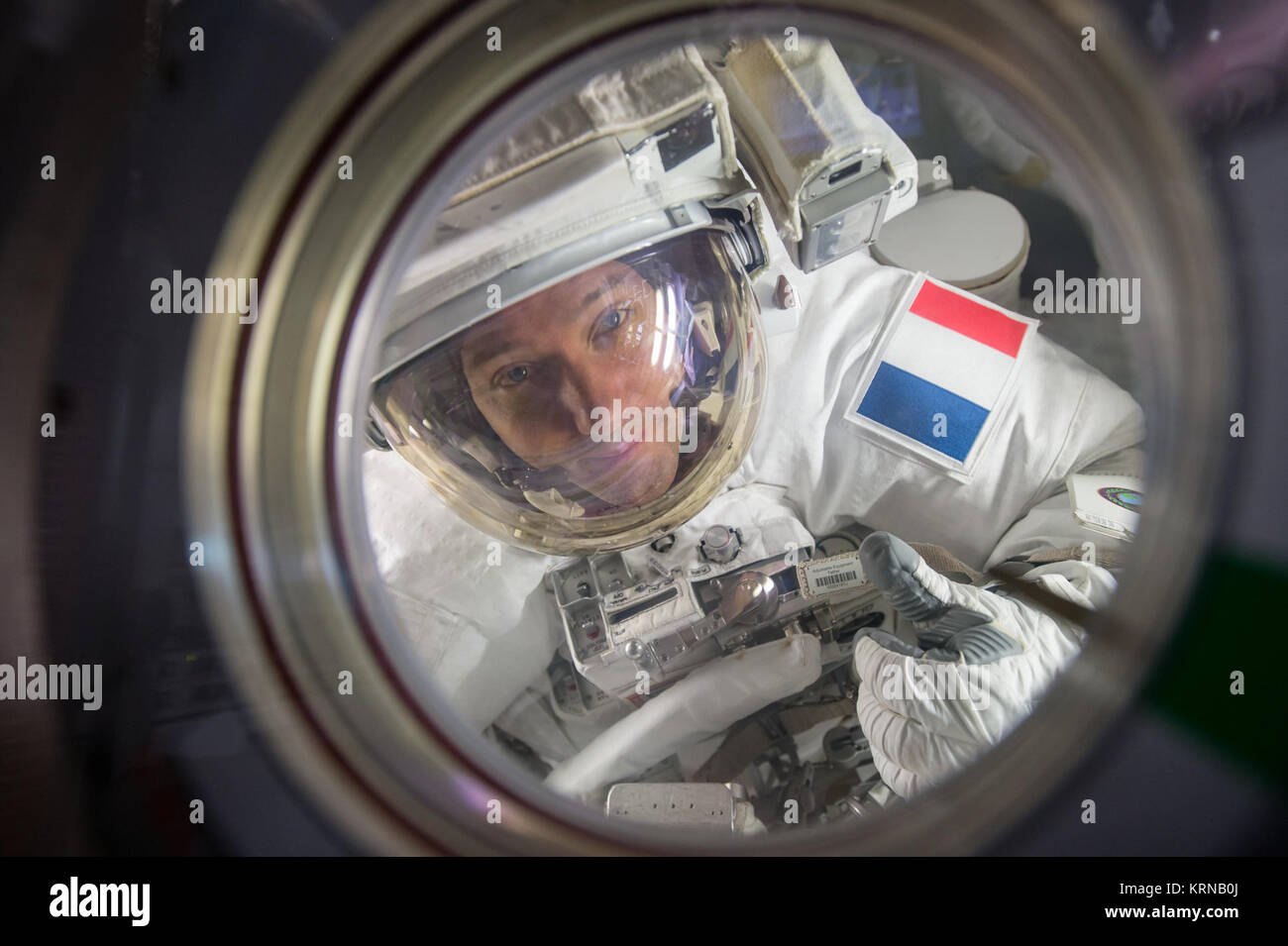ISS-50 EVA-2 (f) inside the Quest airlock Stock Photo - Alamy