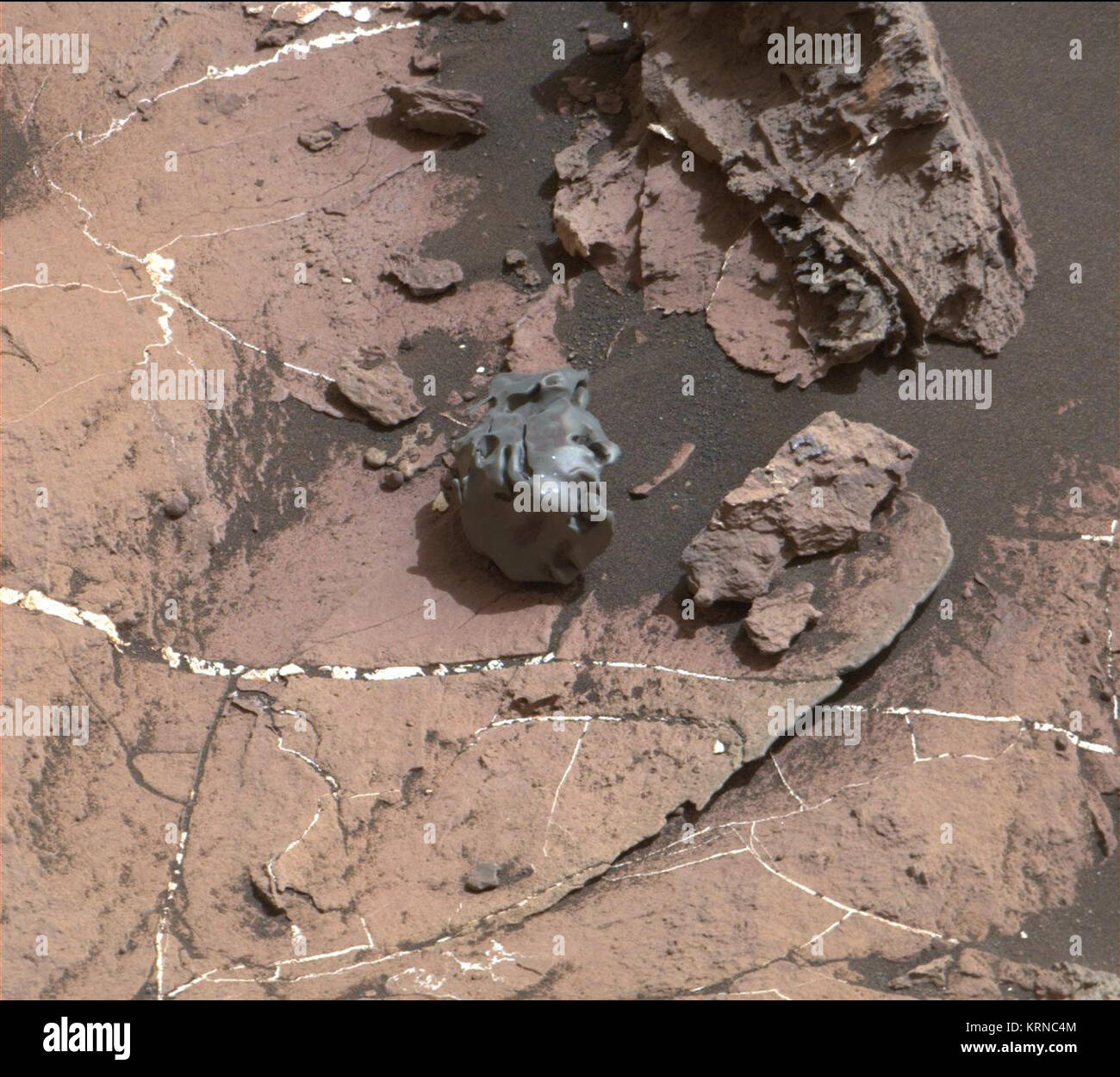 PIA21134 - Curiosity Rover Finds and Examines a Meteorite on Mars Stock ...
