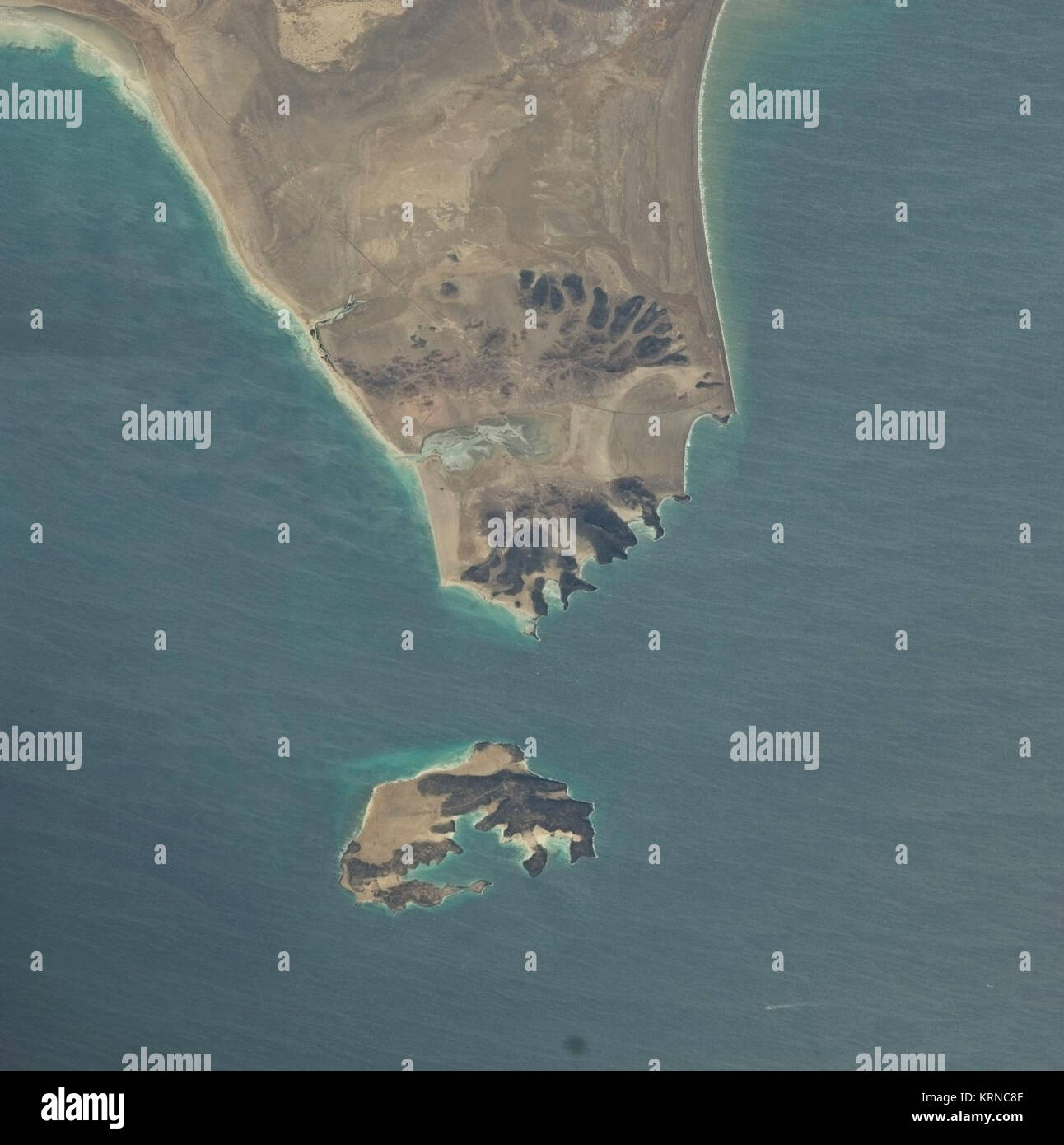 Perim hi-res stock photography and images - Alamy