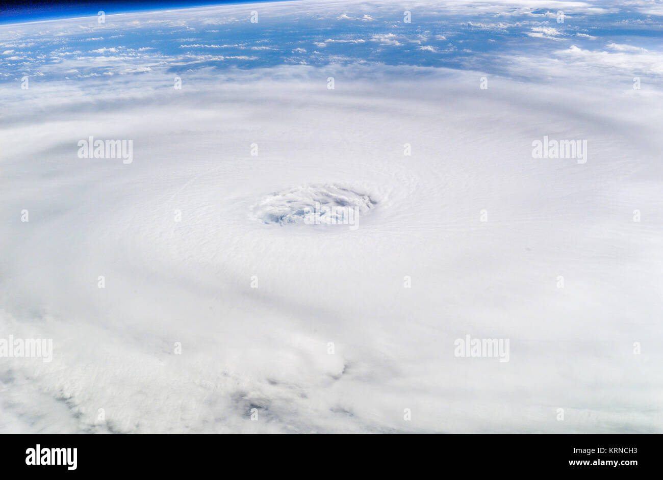 Iss 01 hi-res stock photography and images - Alamy