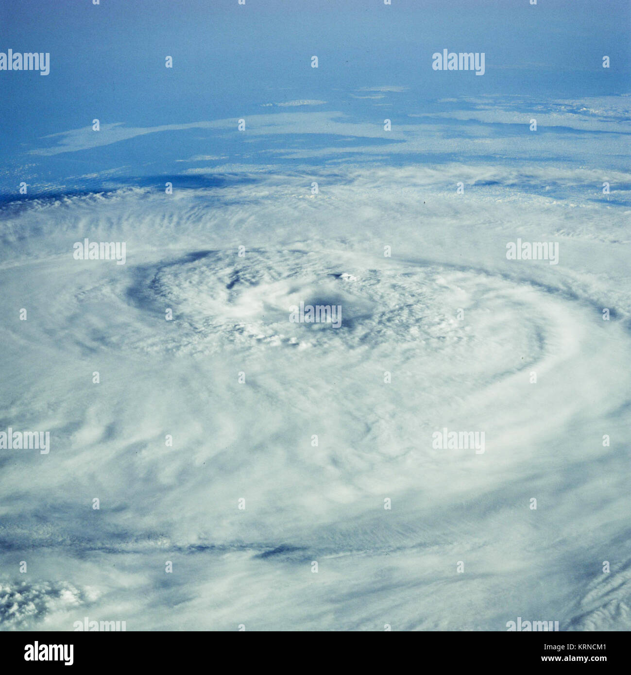 Hurricane Elena STS-51-I 1985-091-01 1158z Stock Photo - Alamy