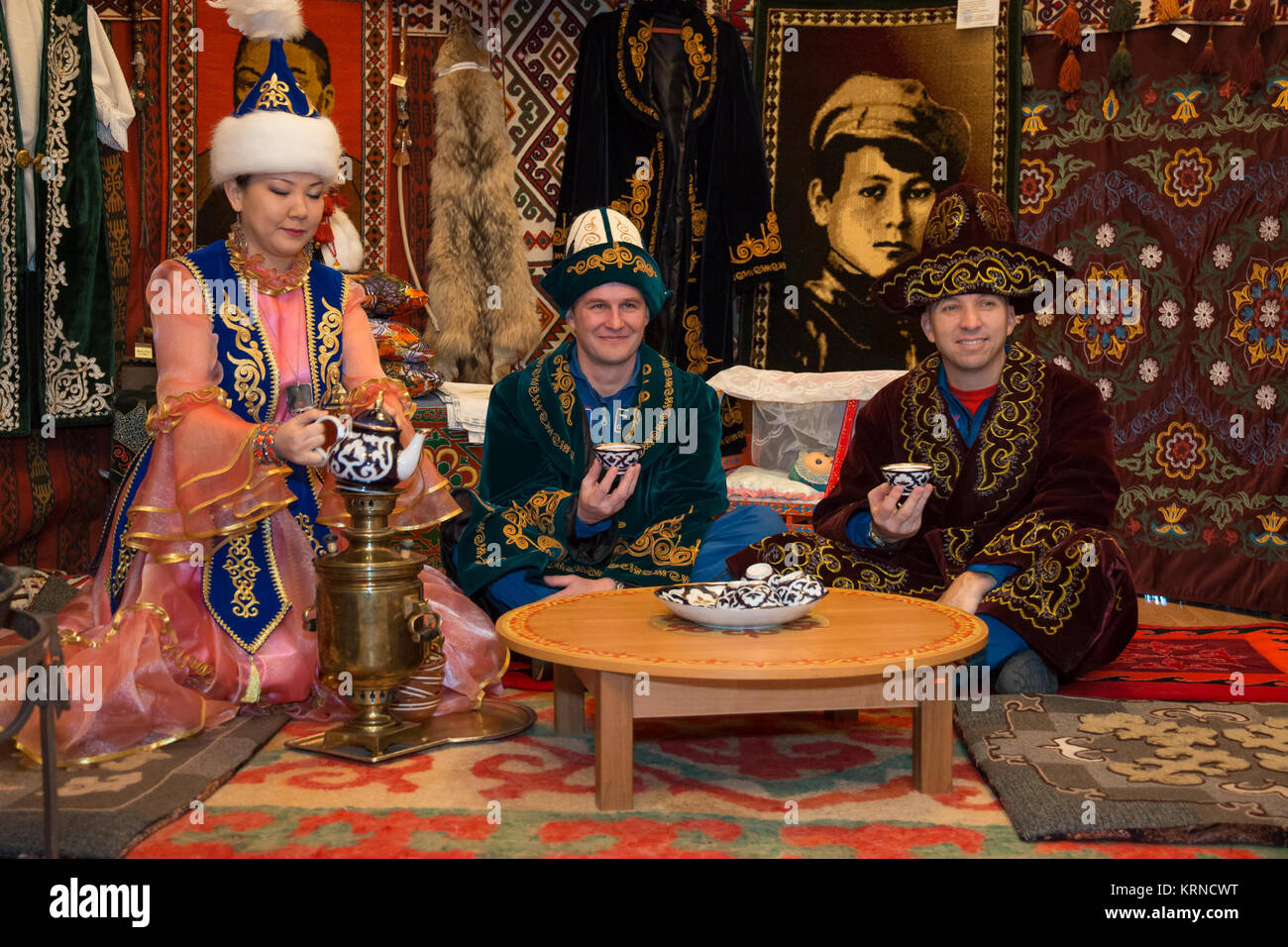 Russian yurt hi-res stock photography and images - Alamy