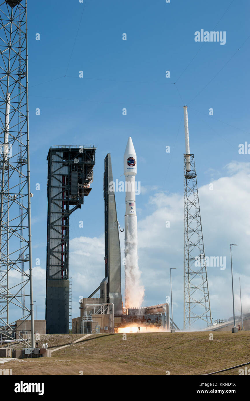 Pressurized cargo module hi-res stock photography and images - Alamy