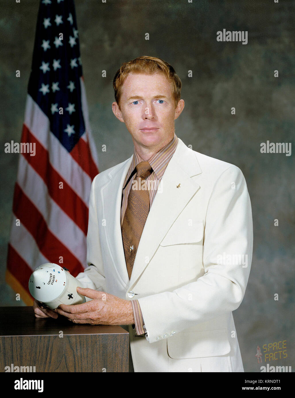 Stuart roosa hi-res stock photography and images - Alamy