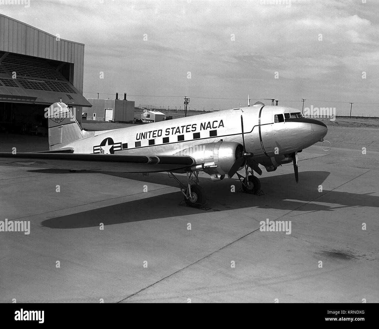 R4d skytrain Black and White Stock Photos & Images - Alamy