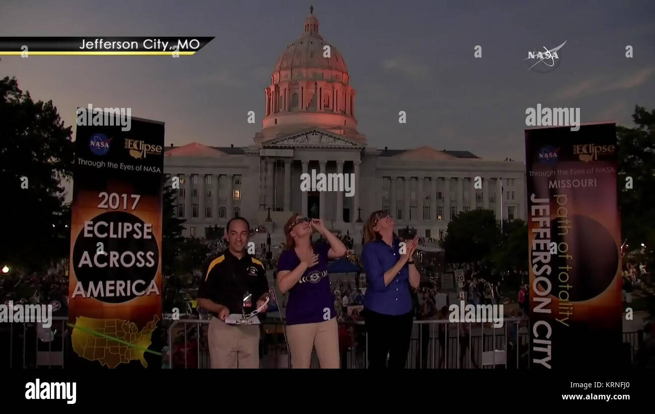 NASA TV coverage of 21 August 2017 eclipse (6 Stock Photo - Alamy