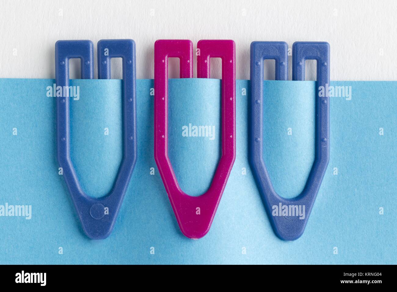 macro image of plastic paperclip on note Stock Photo - Alamy