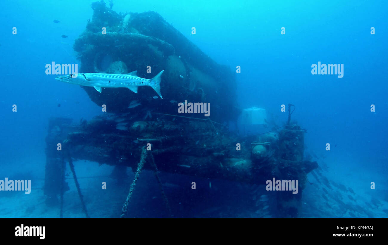 NEEMO 22 Aquarius underwater habitat Stock Photo - Alamy