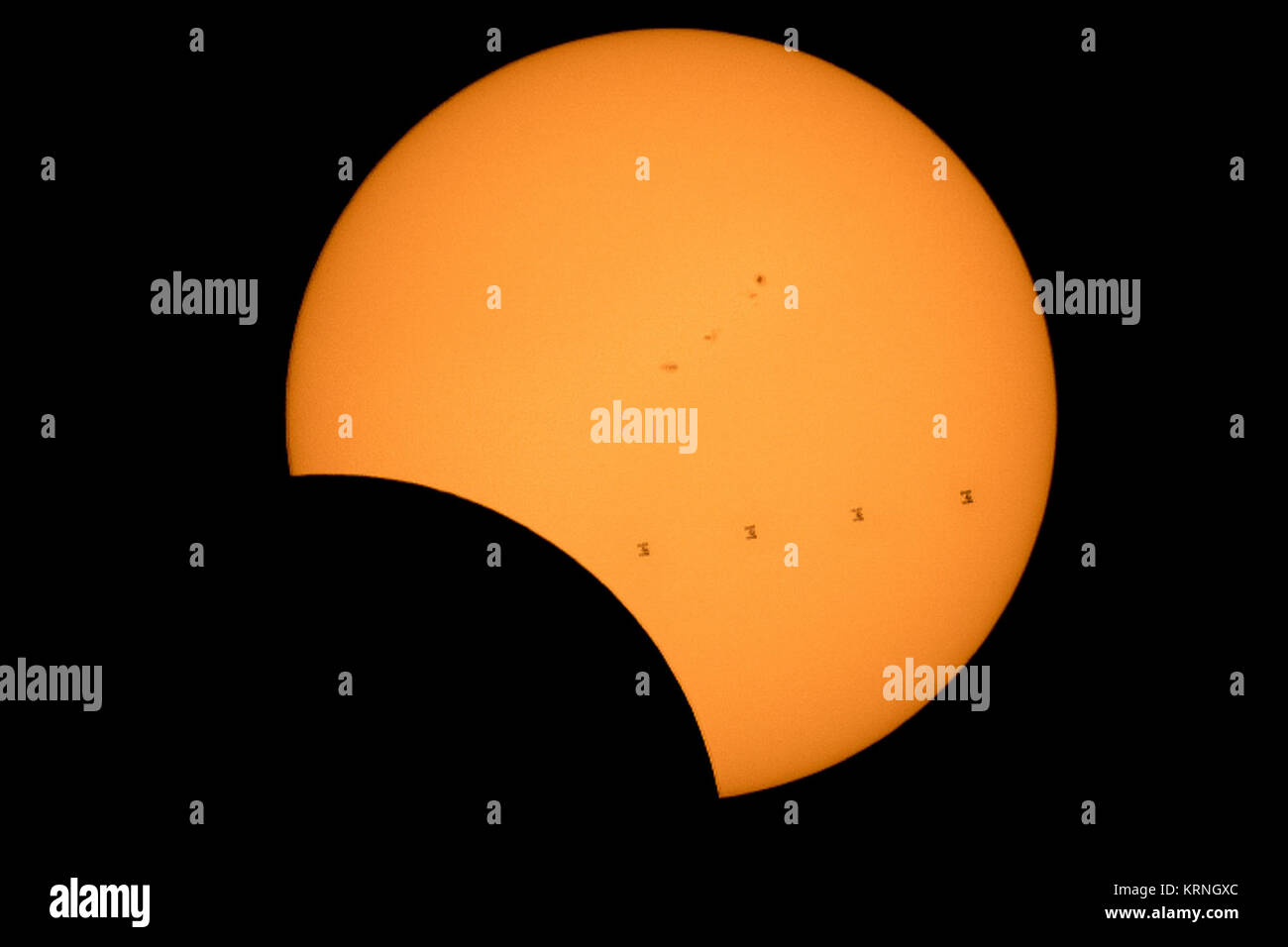 Eclipse solar total 2017 hi-res stock photography and images - Alamy