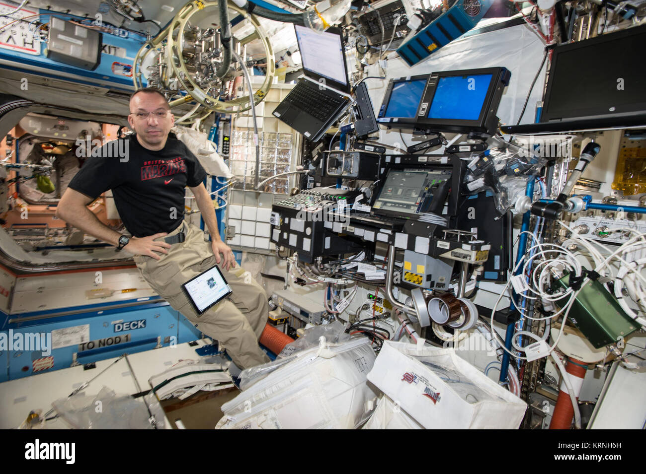 ISS-53 Randy Bresnik in the Destiny lab Stock Photo - Alamy