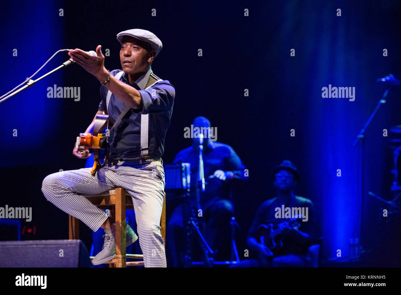 Tito Paris performing live on stage at the Coliseu dos Recreios in ...
