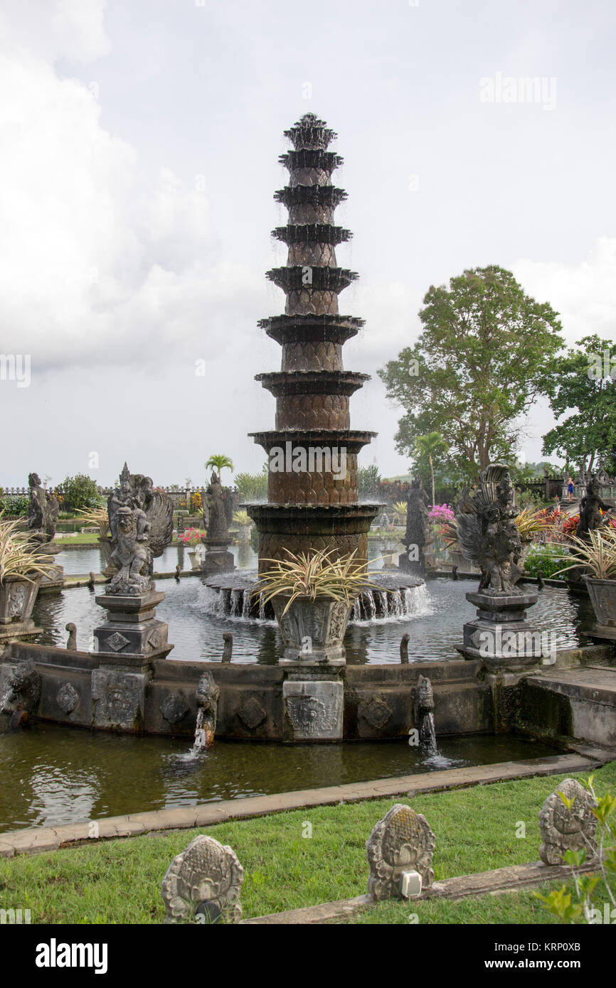 Rooftop tree bali indonesia hi-res stock photography and images - Alamy