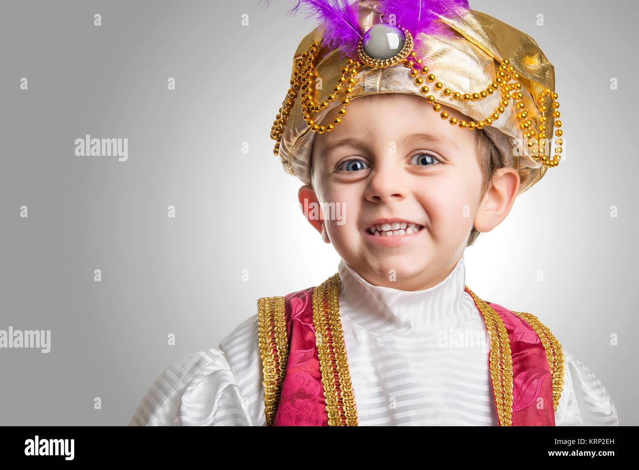 Sultan child smilling Stock Photo - Alamy