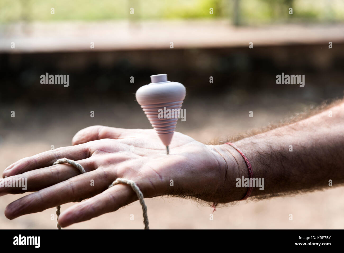 Unwinding rope hi-res stock photography and images - Alamy
