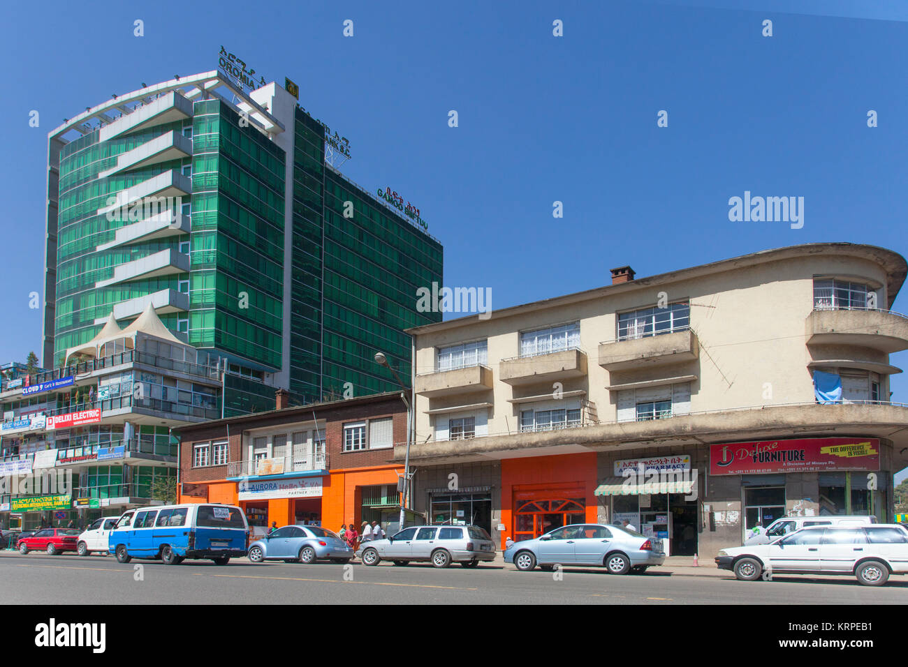 Addis ababa ethiopia africa poor hi-res stock photography and images ...