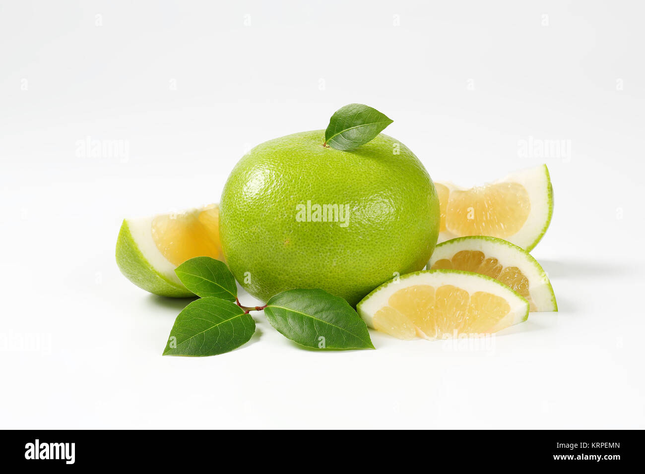 ripe green grapefruit Stock Photo - Alamy