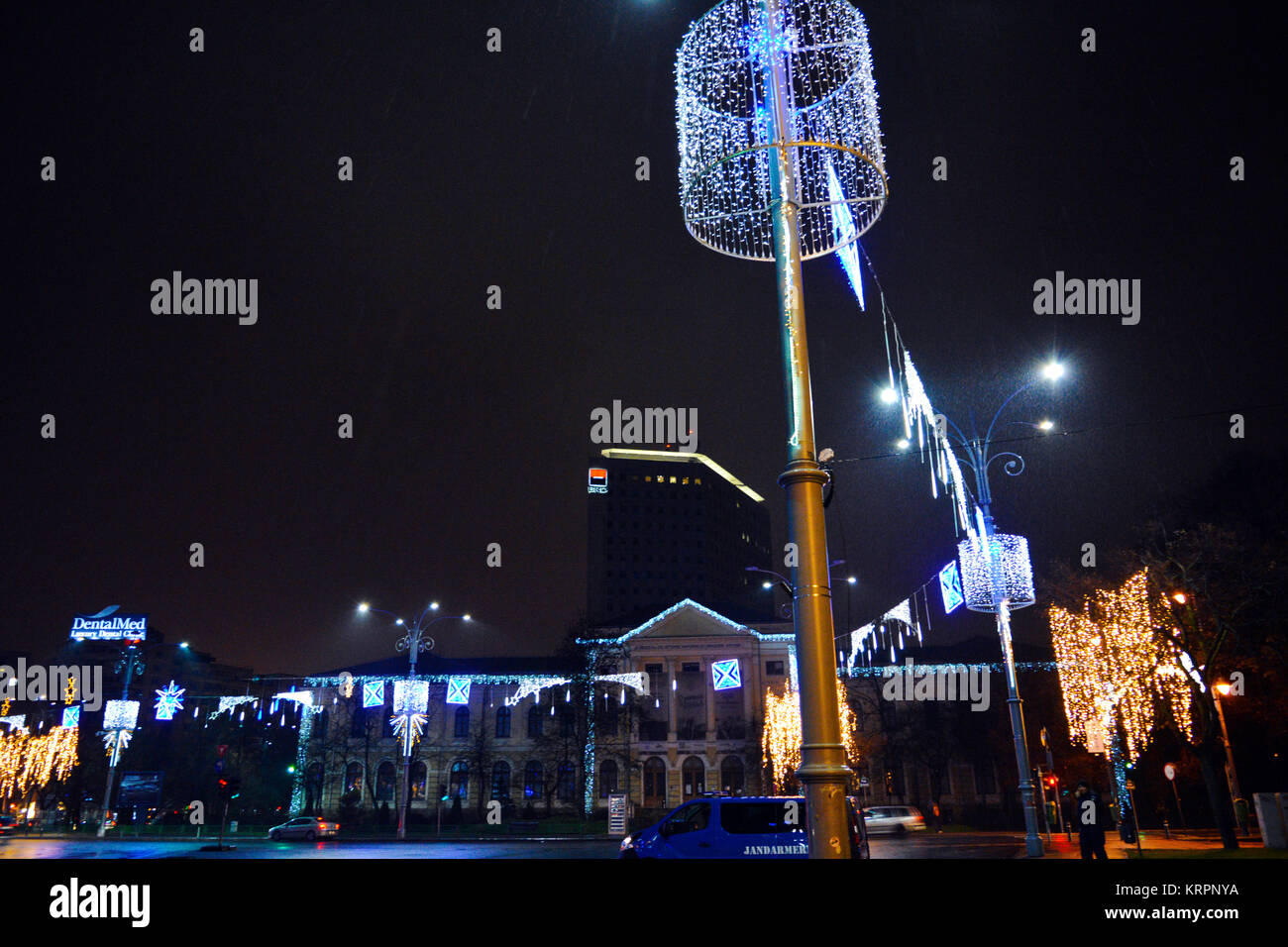 Bucharest christmas market at night hi-res stock photography and images ...